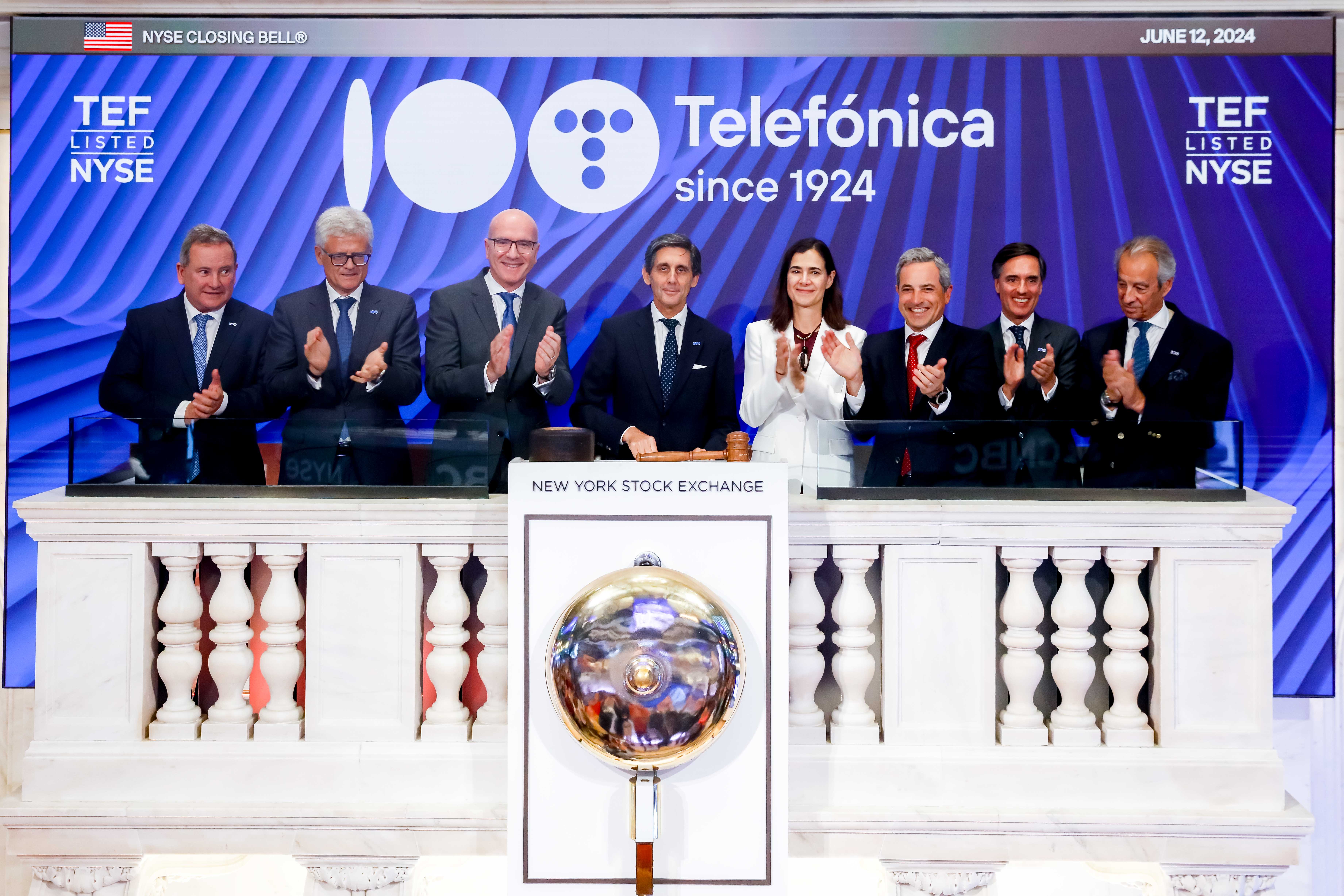Telefónica celebra 100 años en la Bolsa de Nueva York