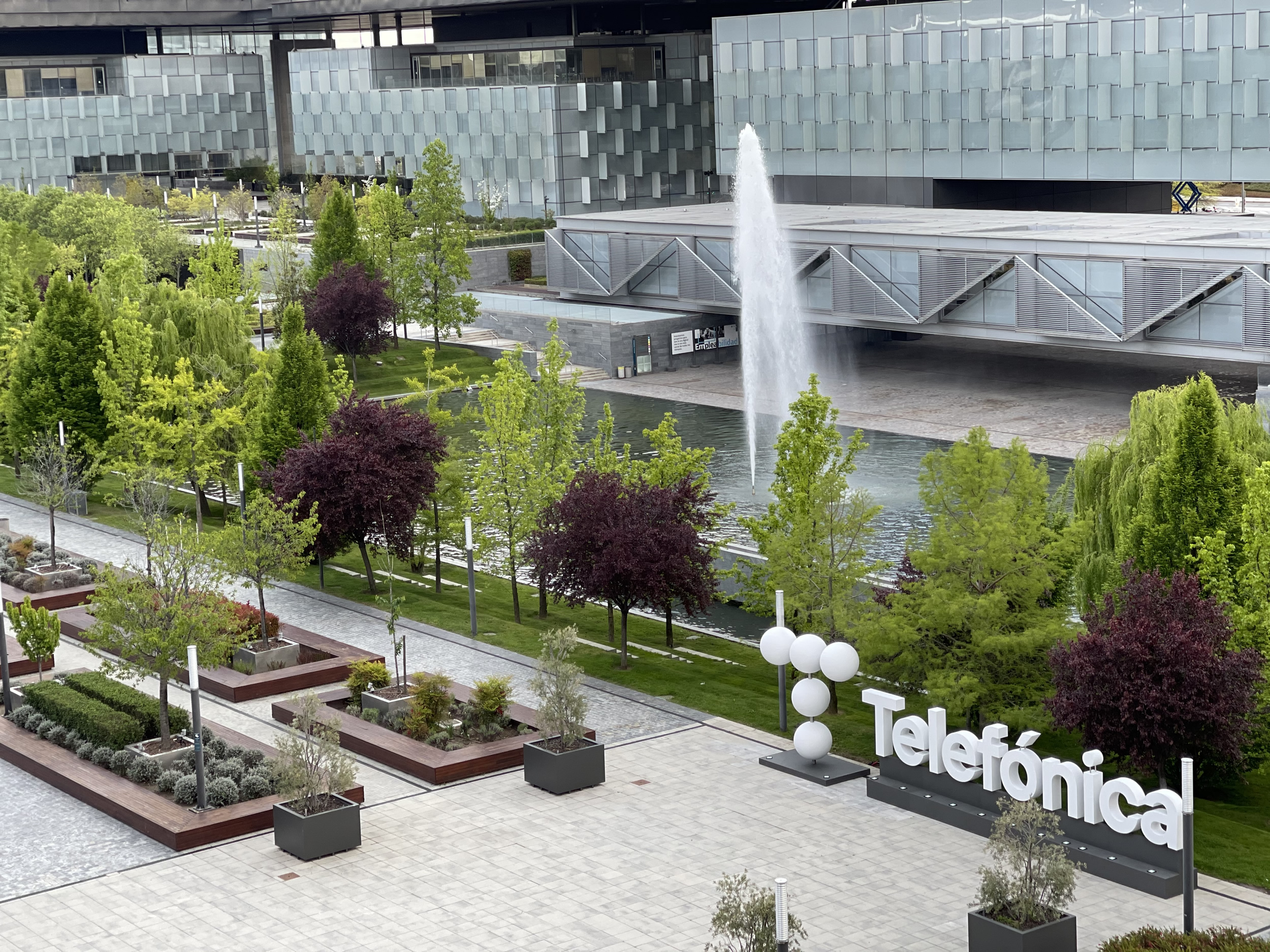 Telefónica Hispam: aumento en accesos móviles y fibra óptica T3